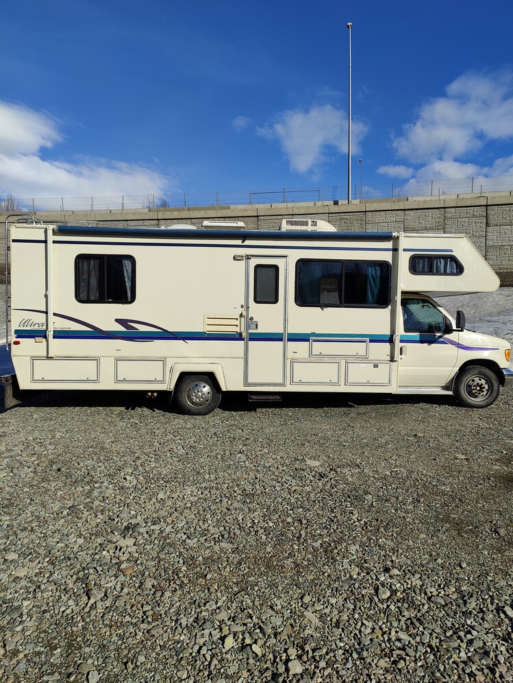 Alaska's List : Motorhomes : 27' Gulfstrea
